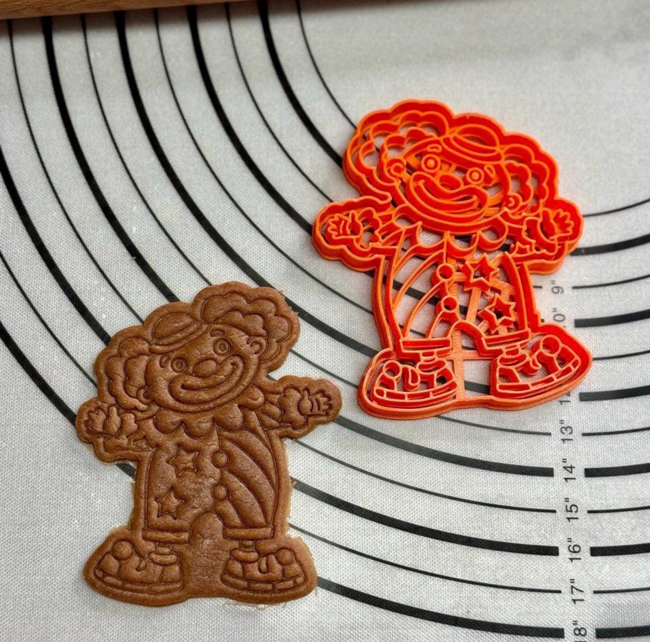Clown Cookie Cutter – 3D Kitchen Art